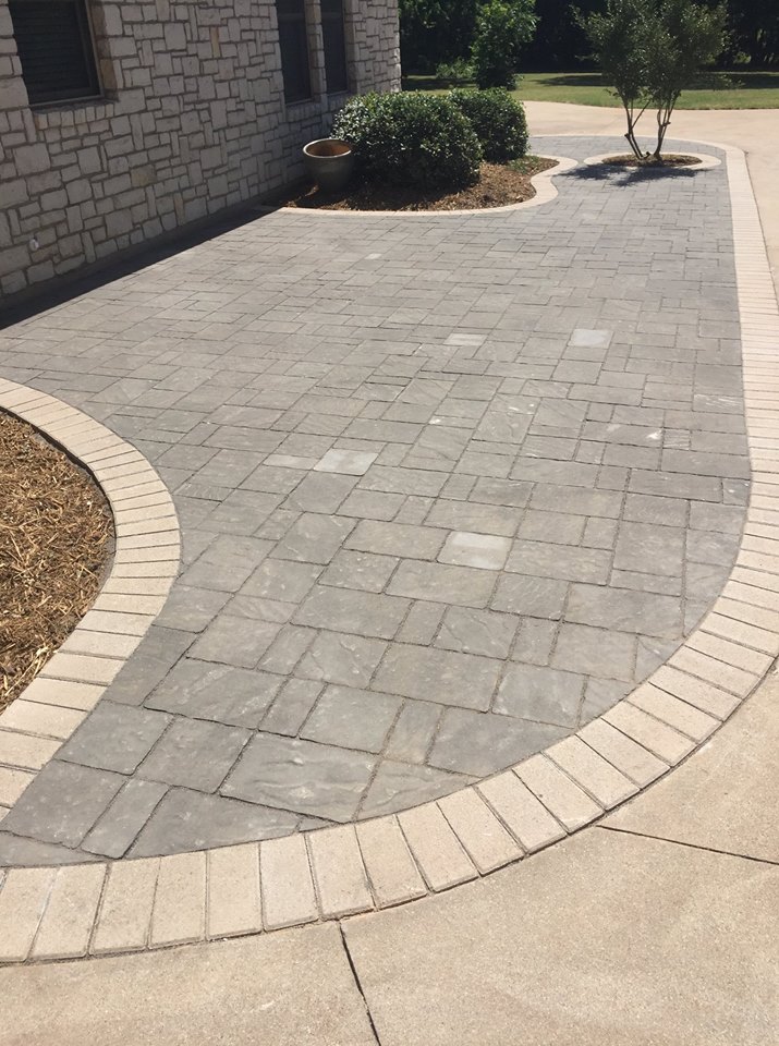 Fort Worth Landscape Company installs Paver Patio in Granbury Texas